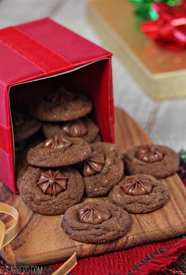 Soft Chocolate Gingerbread Cookies - SugarHero